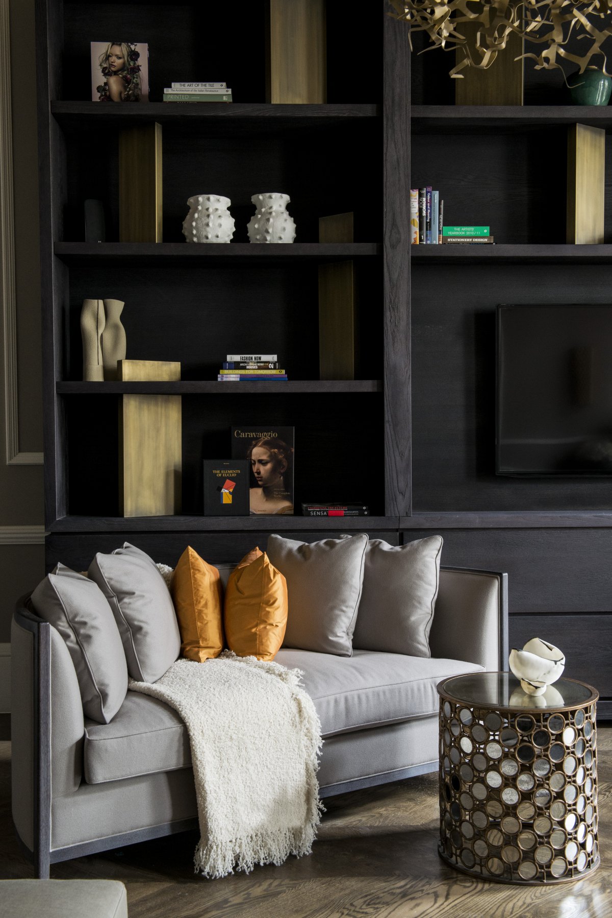 YinjiSpace - Fiona Barratt Interiors x Palace Gate